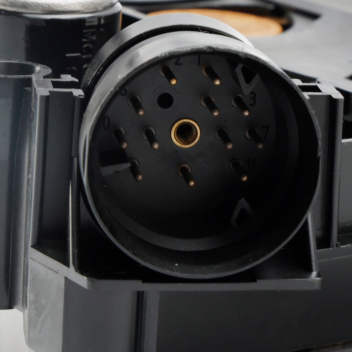 2005-2006 Benz C55 CL65 AMG SLR McLaren TCU Transmission Valve Body So ...